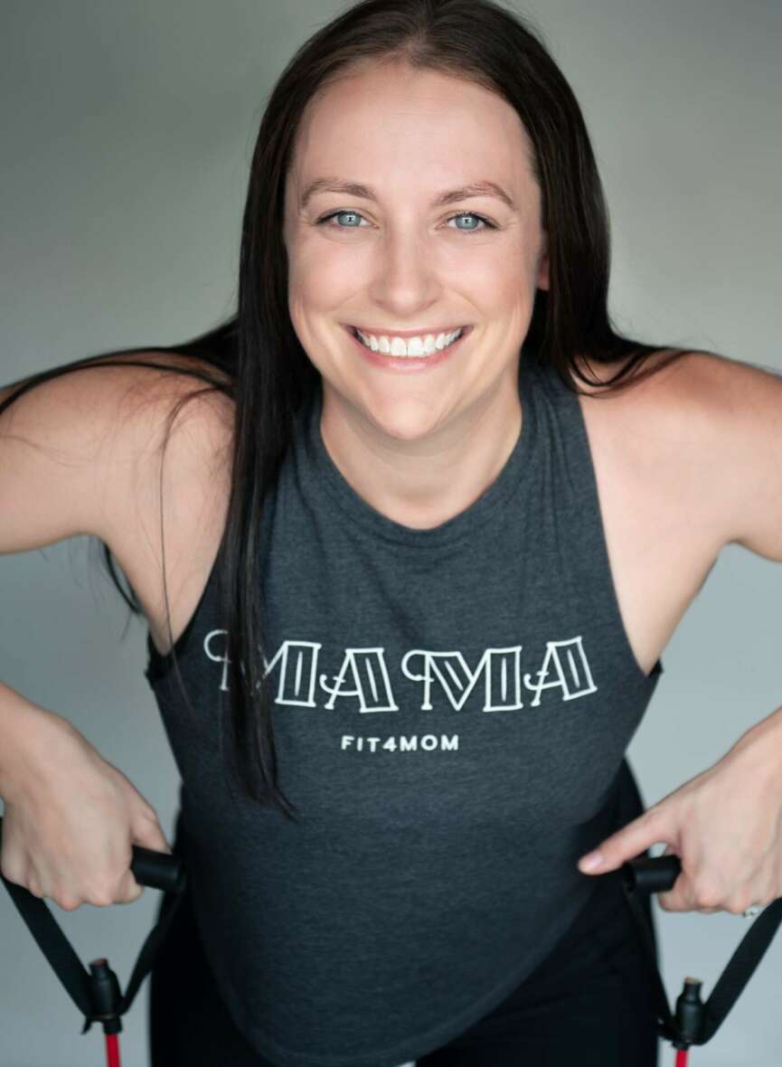 Meet Kelly Starkey - CanvasRebel Magazine