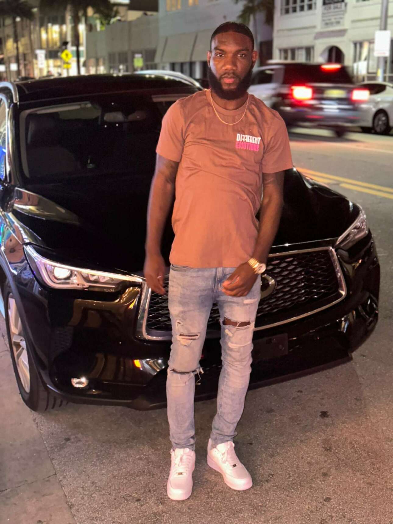 Meet Kenneth Beard - CanvasRebel Magazine