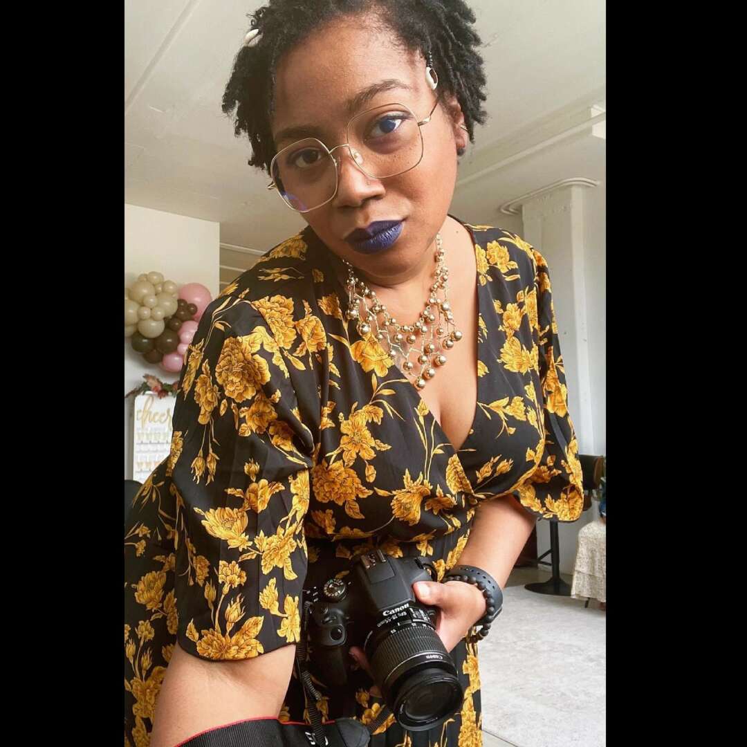 Meet Michelle Douglas – CanvasRebel Magazine