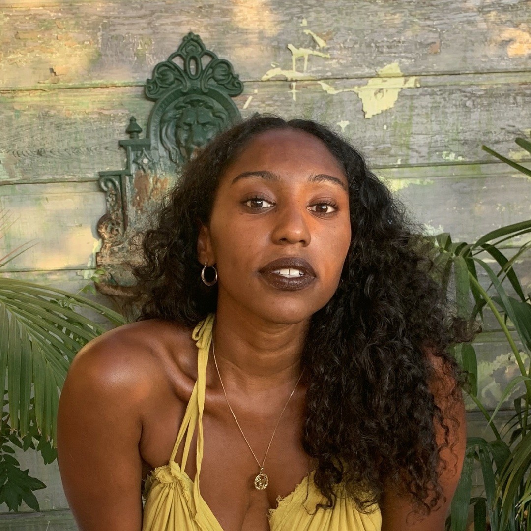 Meet Nicole Ballantine - CanvasRebel Magazine