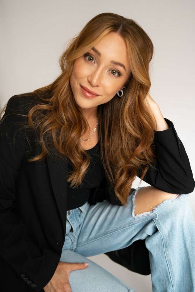 Meet Olivia Sparks – CanvasRebel Magazine