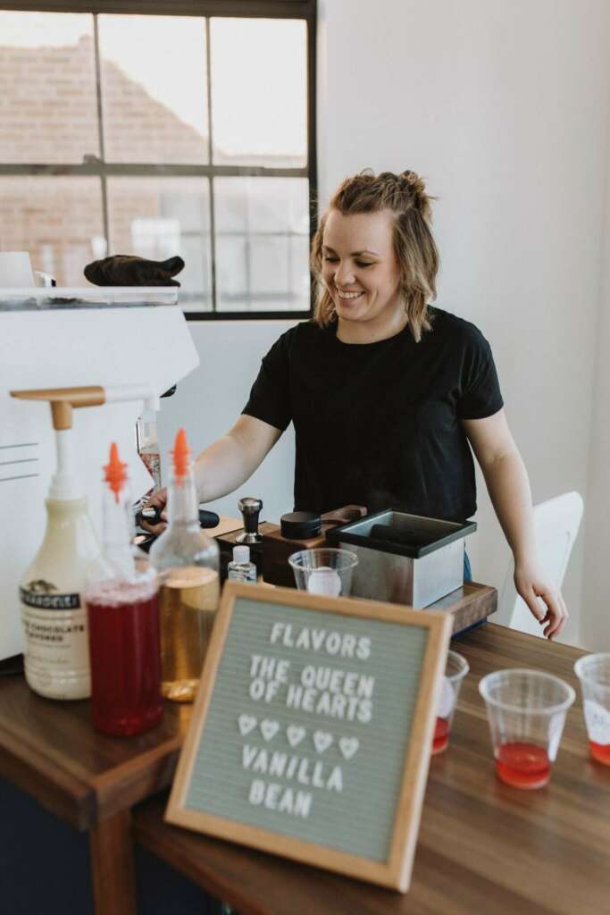 Meet Rachel Larson – CanvasRebel Magazine