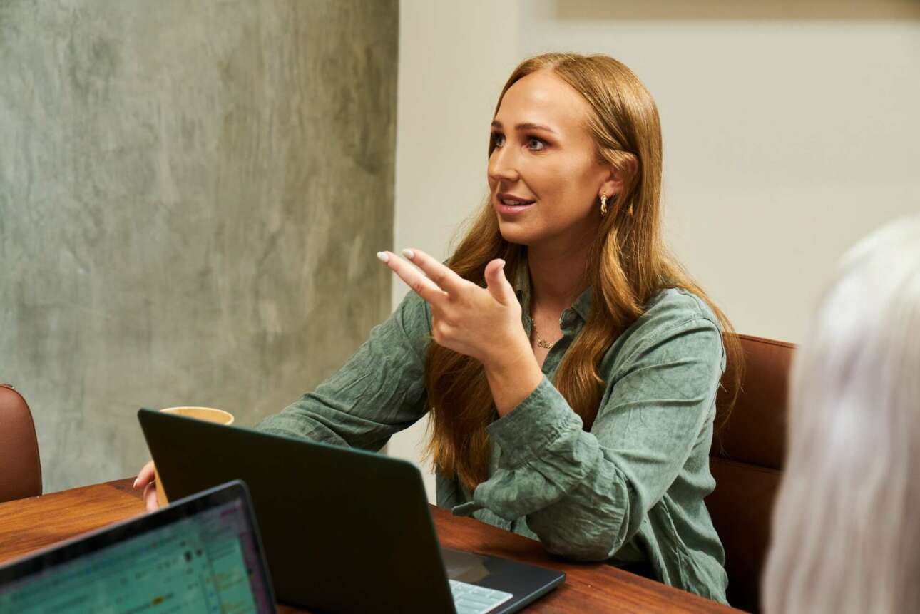 Meet Sara Bianchetti – CanvasRebel Magazine