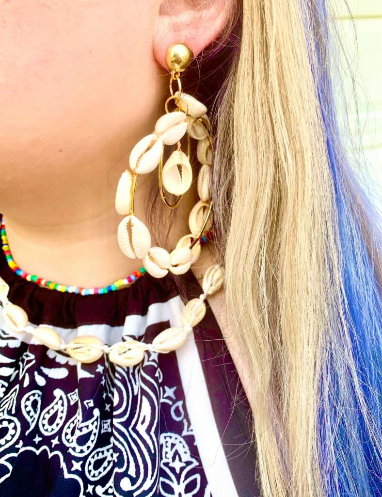 Meet Alexa Burton - CanvasRebel Magazine