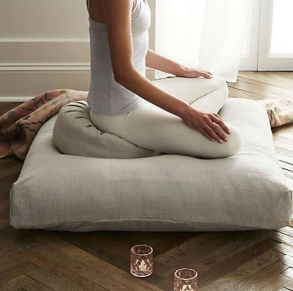 Meet Amanda January – CanvasRebel Magazine