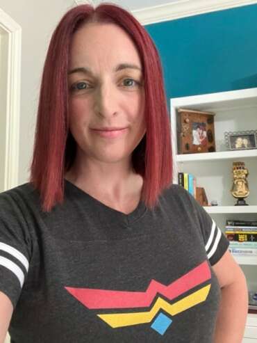 Meet Andrea Bridges-Smith – CanvasRebel Magazine