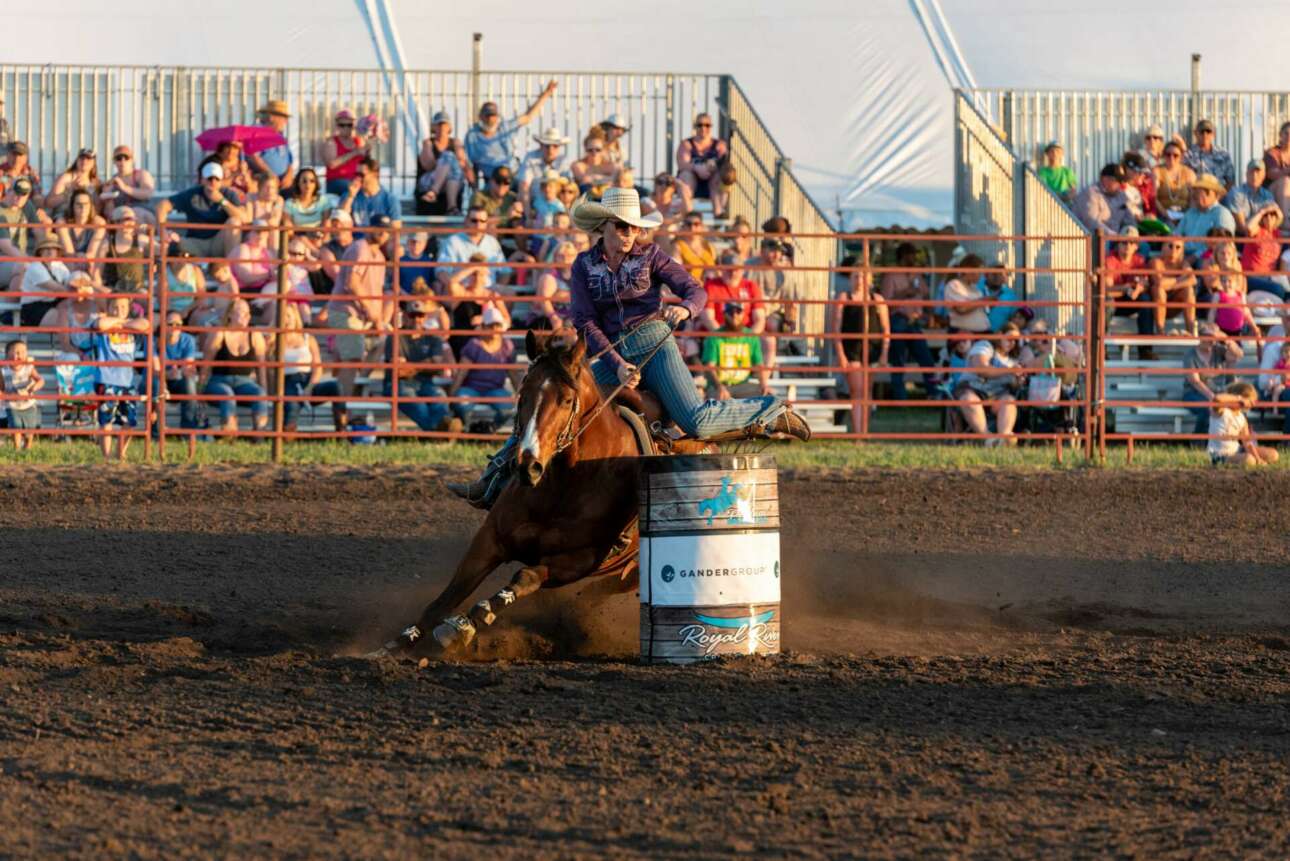 Meet Bailey Horejsi – CanvasRebel Magazine