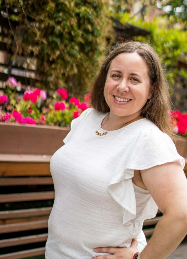 Meet Cara Nissen - CanvasRebel Magazine