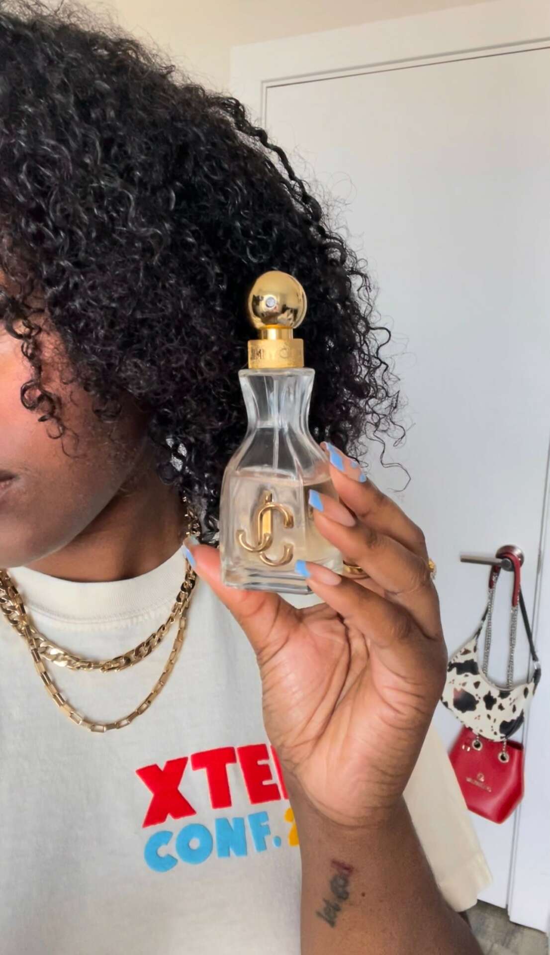 Meet Danielle Carr – CanvasRebel Magazine