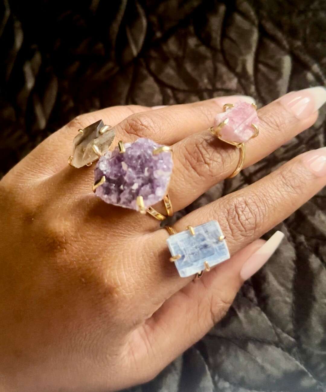 Meet Gloria Sampson – CanvasRebel Magazine