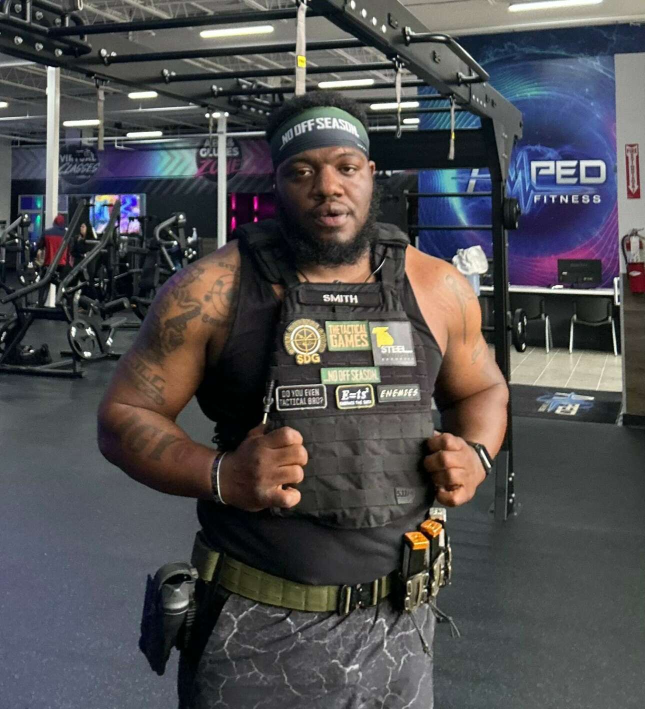 Meet Isaiah Smith – CanvasRebel Magazine