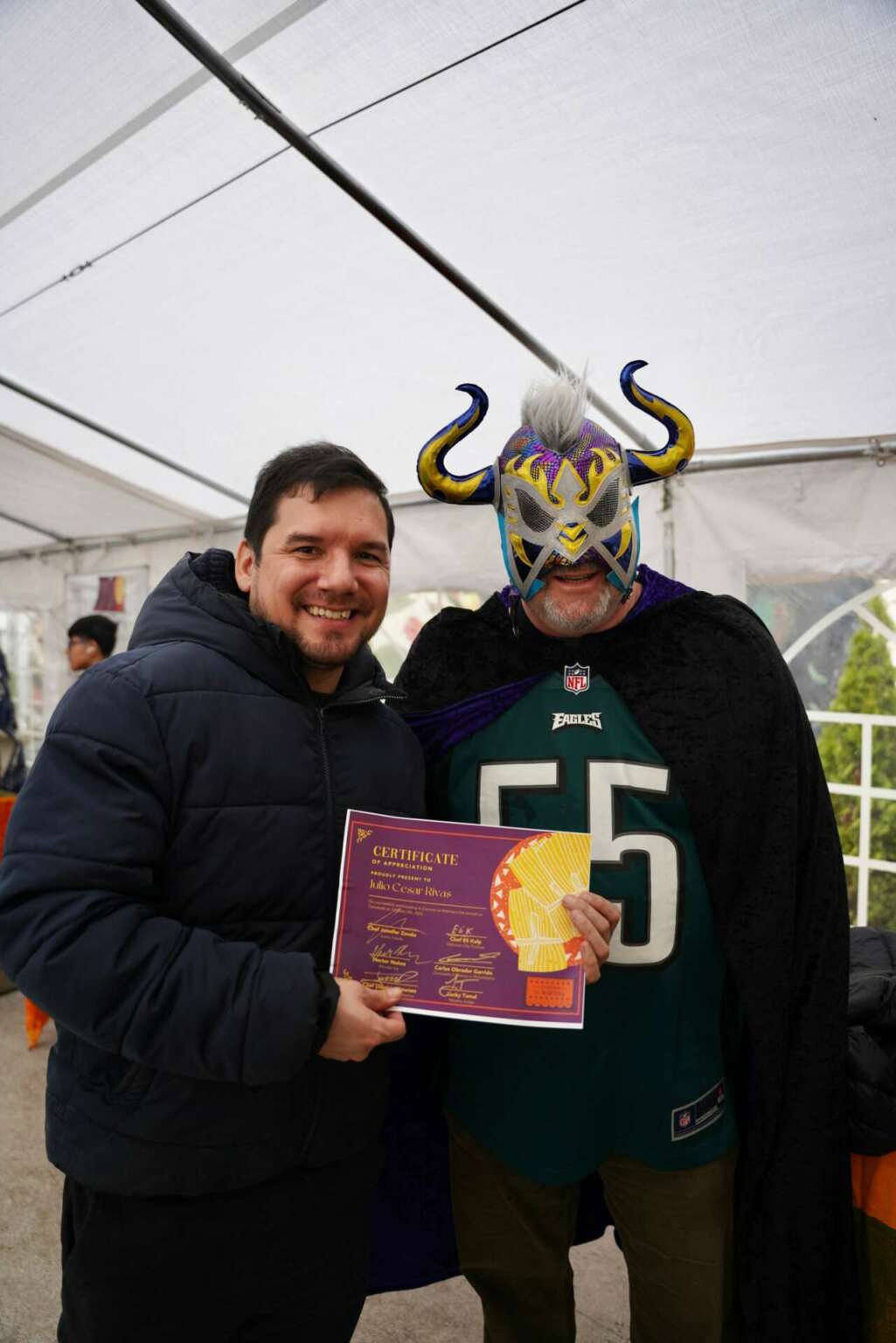 Meet Julio Cesar Rivas – CanvasRebel Magazine