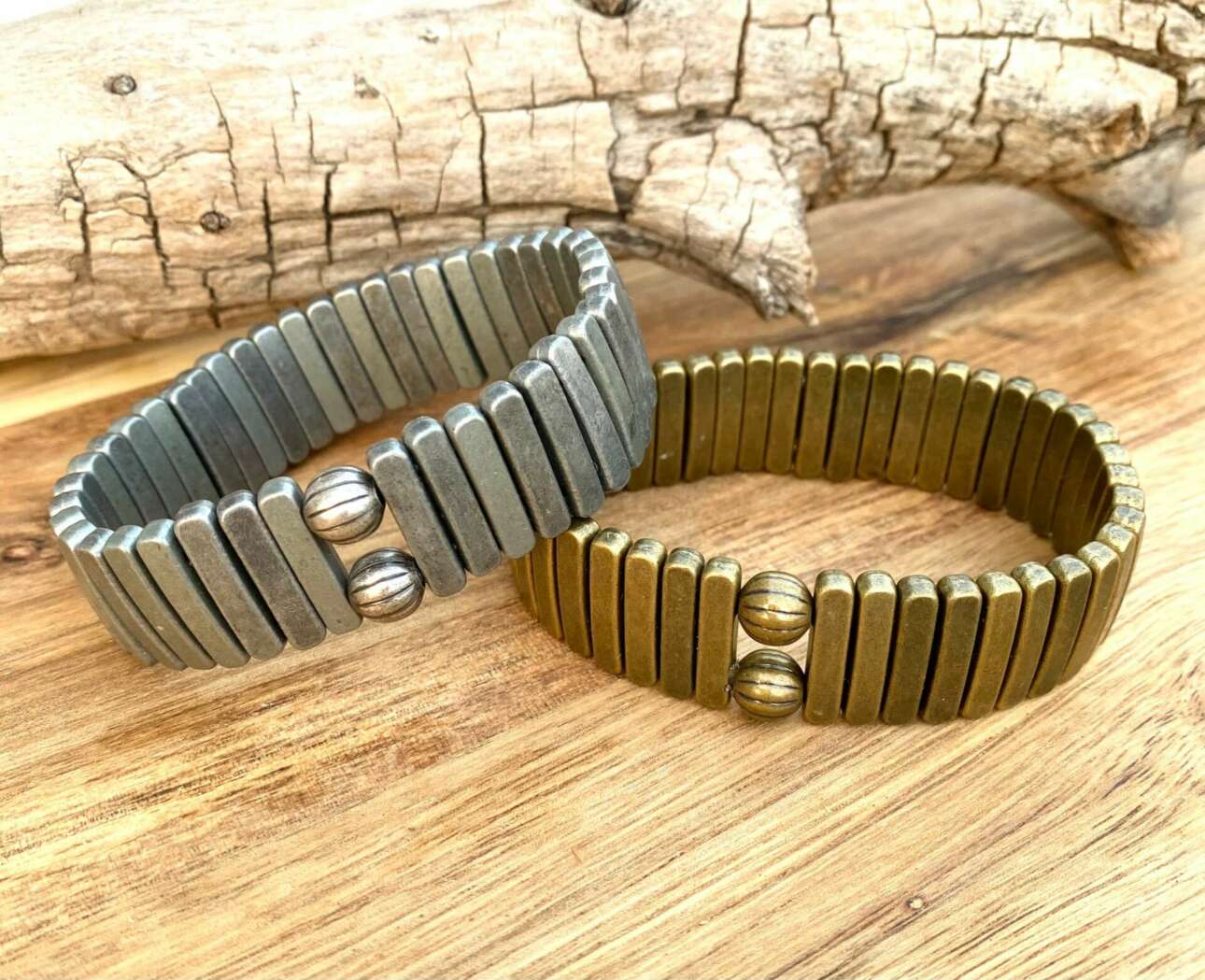 Meet Kelly Neville – CanvasRebel Magazine