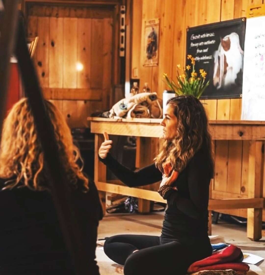 Meet Leslie Boyd – CanvasRebel Magazine