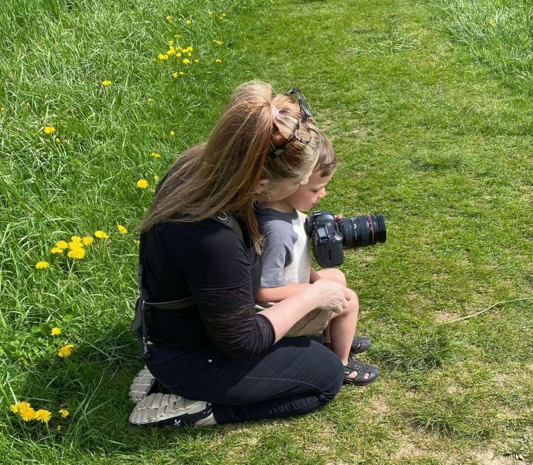 Meet Lisa McCraw – CanvasRebel Magazine