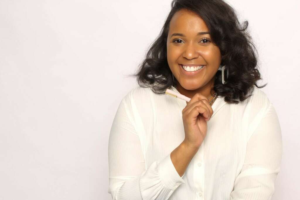 Meet Michaela Carter - CanvasRebel Magazine