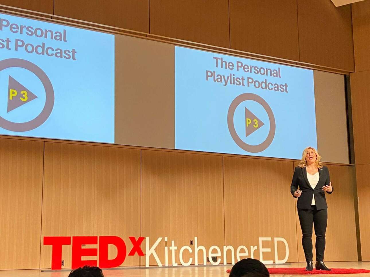 Meet Noa Daniel - CanvasRebel Magazine