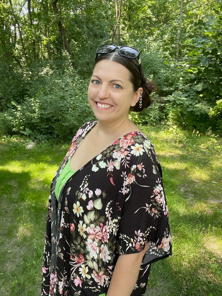 Meet Ashley Kramer – CanvasRebel Magazine