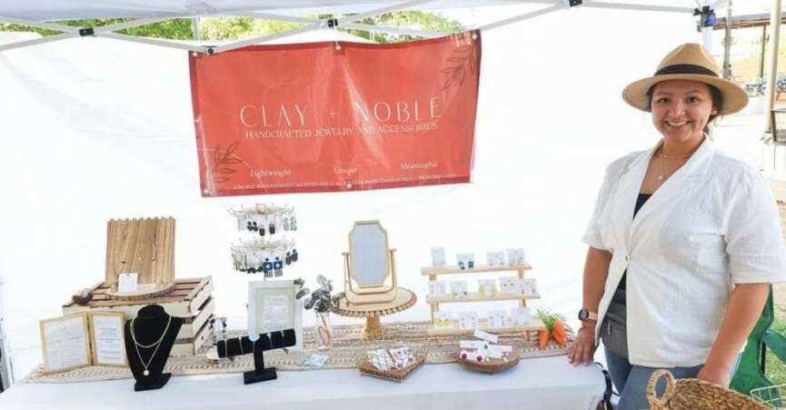 Meet Davina Rocha – CanvasRebel Magazine