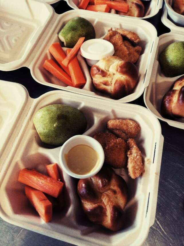 Meet Ewa Muniz - CanvasRebel Magazine