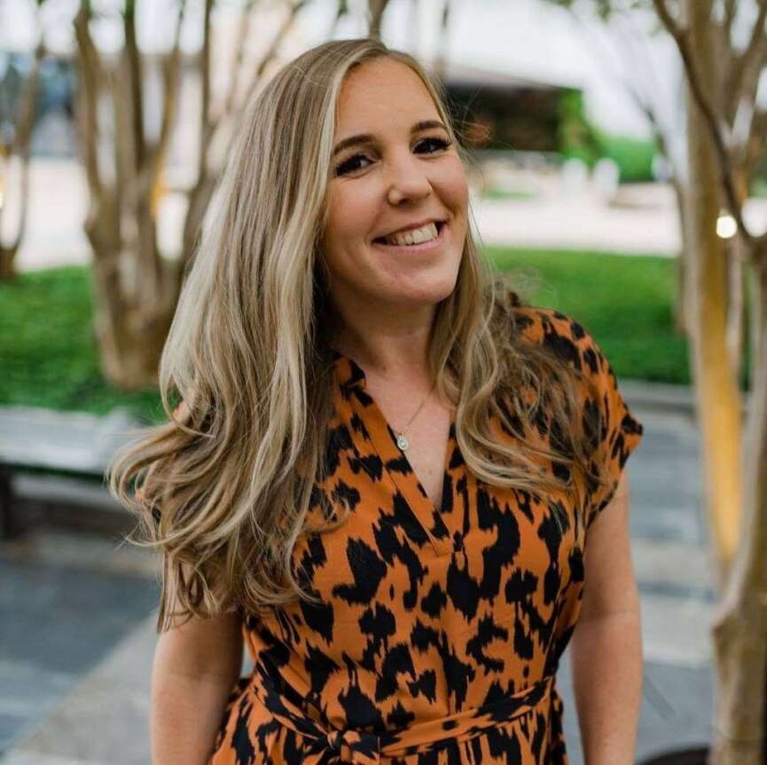 Meet Jennifer Dorosh - CanvasRebel Magazine
