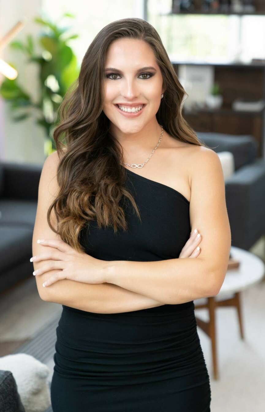 Meet Krystina Jones – CanvasRebel Magazine