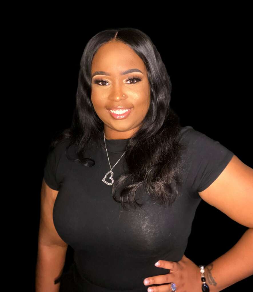 Meet Sade Smith - CanvasRebel Magazine