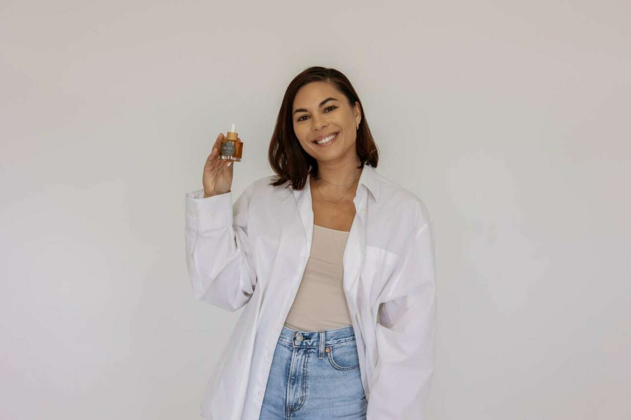 Meet Stephanie Barrows - CanvasRebel Magazine