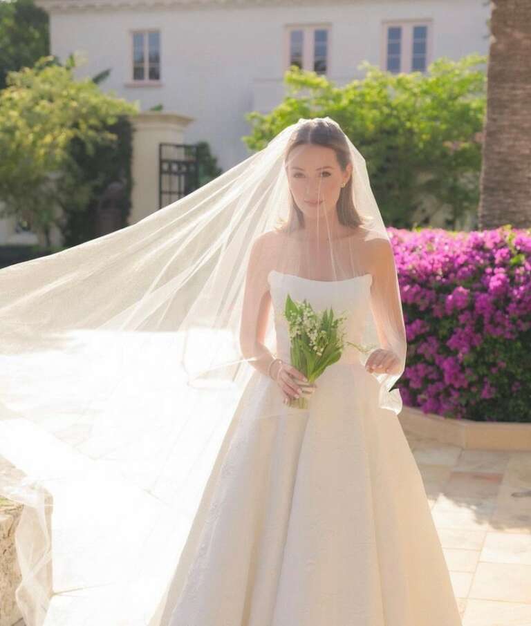 Meet Shiane Trevors – CanvasRebel Magazine