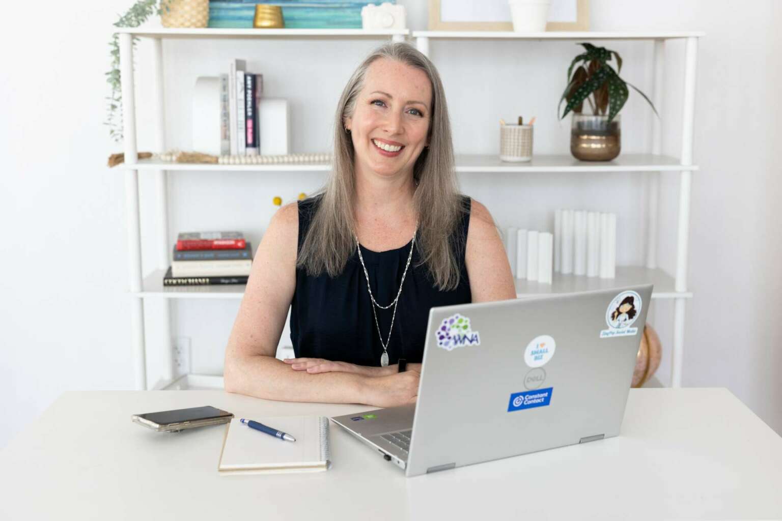 Meet Tracey Lee Davis – CanvasRebel Magazine
