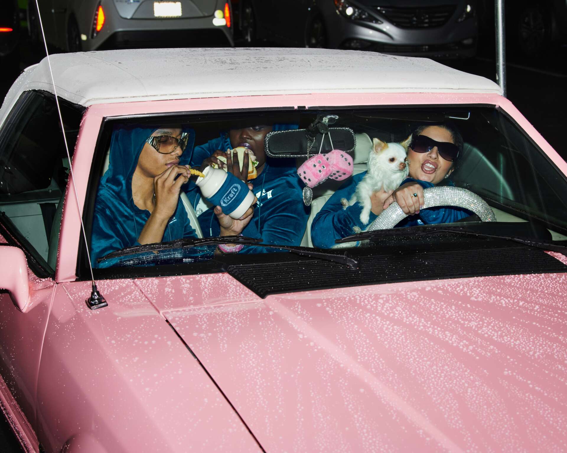 Meet Vicky Mo – CanvasRebel Magazine