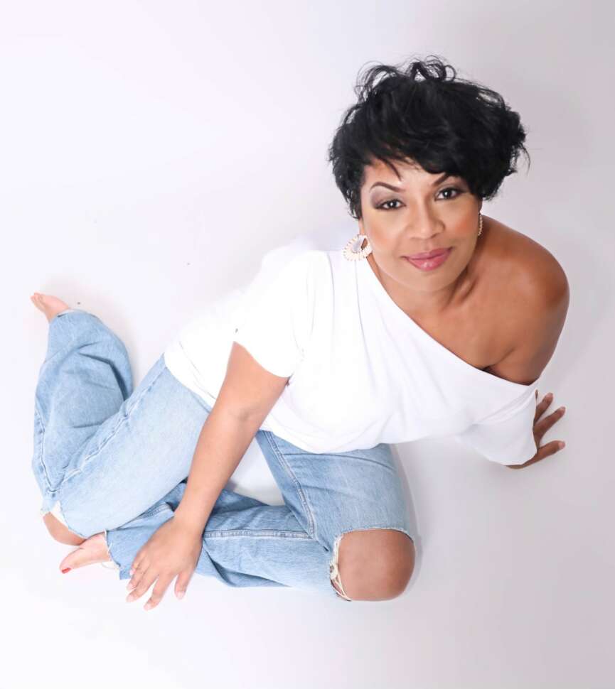 Meet Aisha Del Rosario - CanvasRebel Magazine