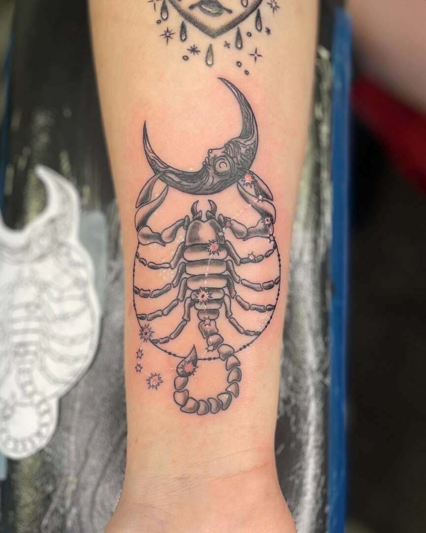 Meet Ali Richey - CanvasRebel Magazine