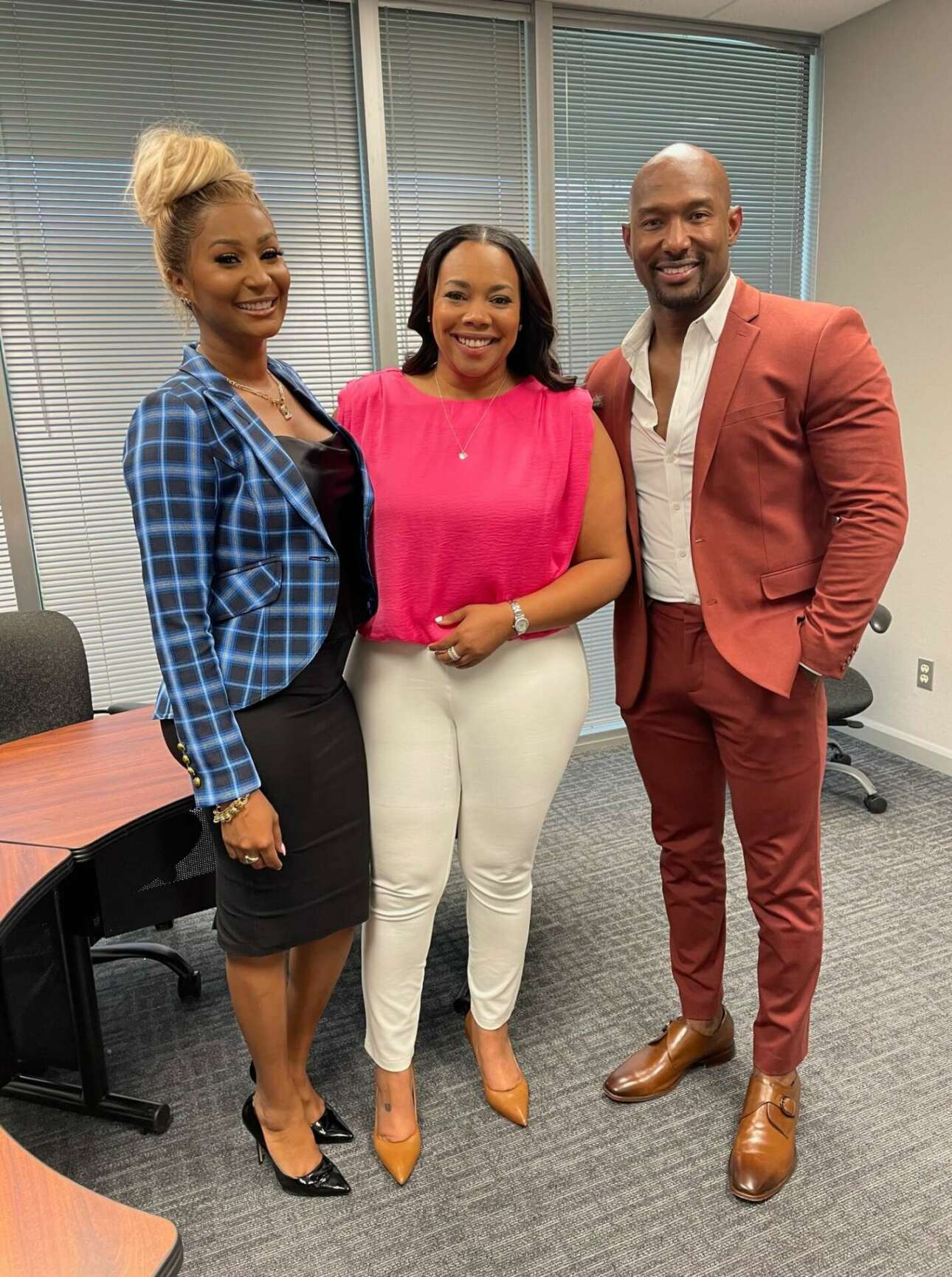 Meet Alysha Price – CanvasRebel Magazine