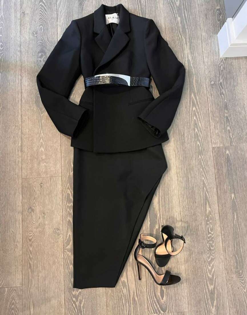 Meet Ariana Weisner - CanvasRebel Magazine