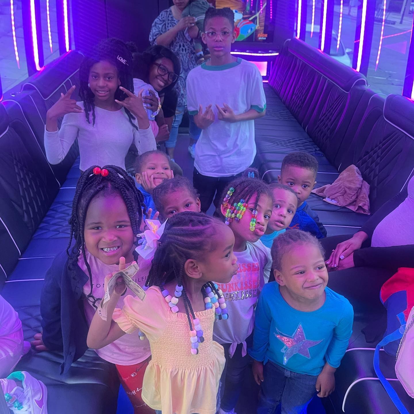 Meet D’Andre Thompson – CanvasRebel Magazine