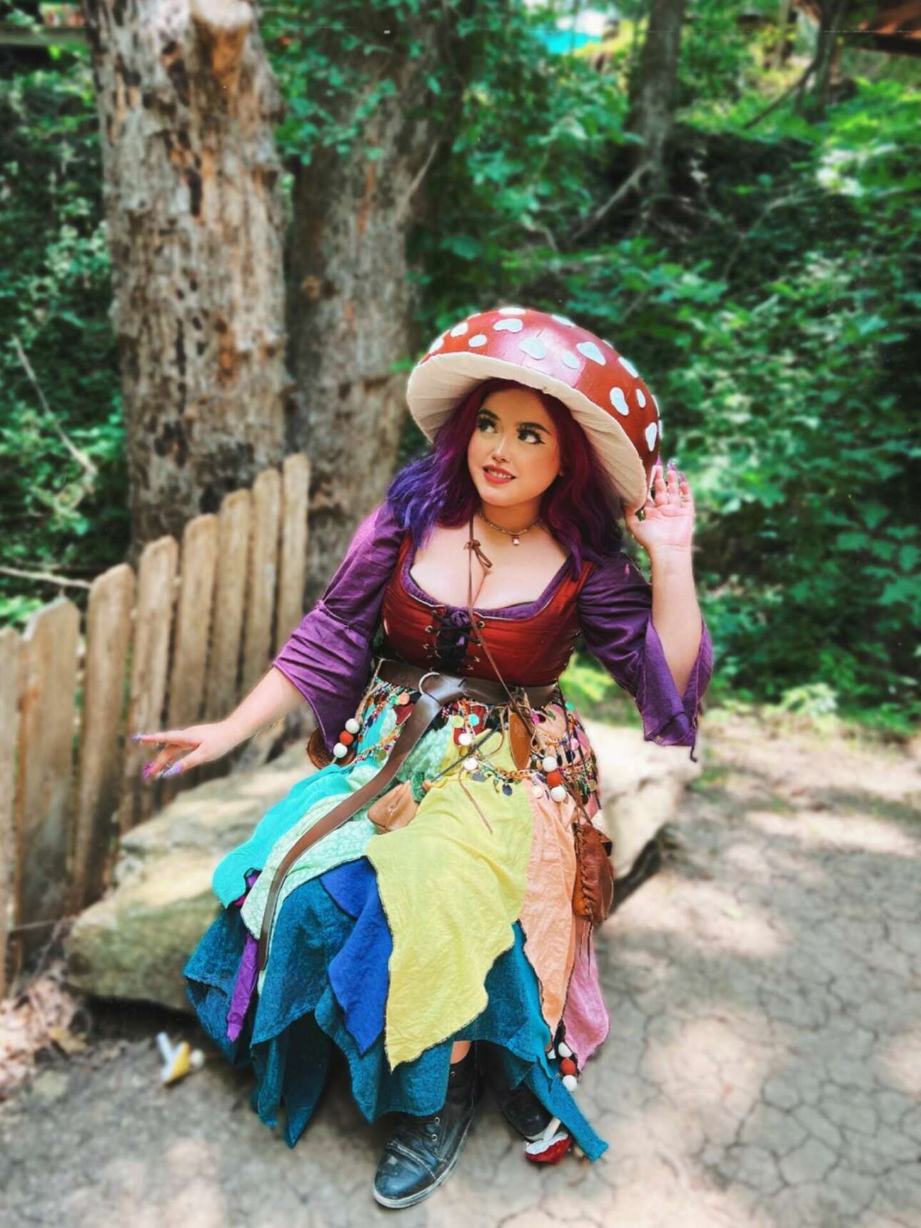 Meet Elisha Floyd – CanvasRebel Magazine