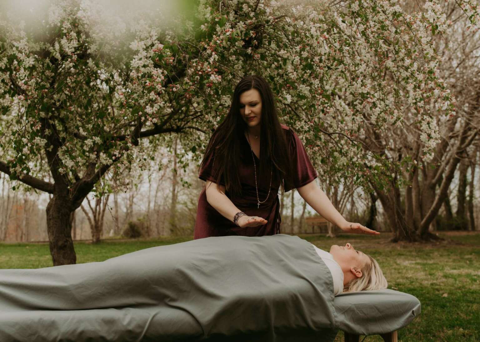 Meet Elizabeth Powell – CanvasRebel Magazine