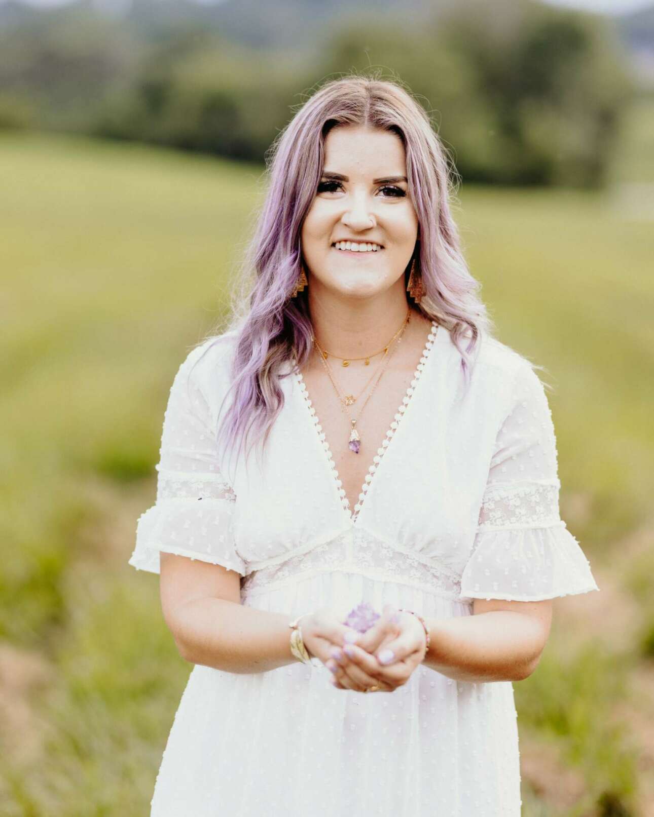 Meet Emily Lewis – CanvasRebel Magazine