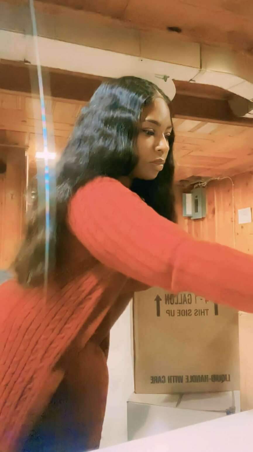 Meet Iris Elizabeth – CanvasRebel Magazine