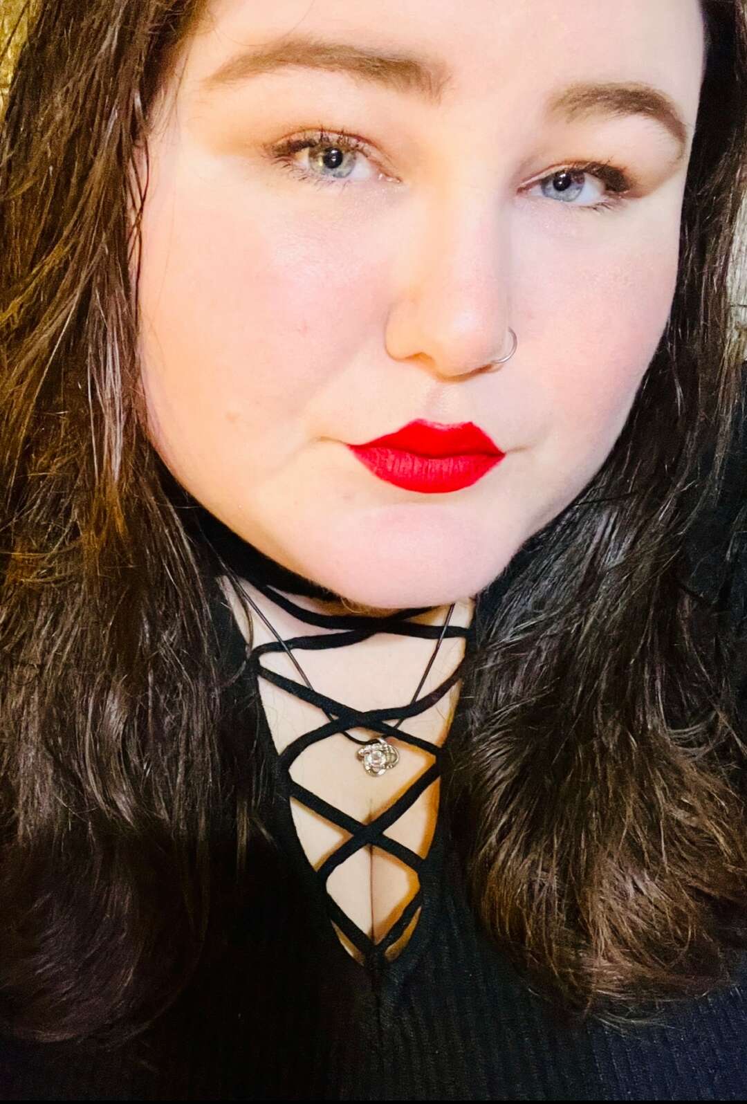 Meet Katlyn Jones – CanvasRebel Magazine