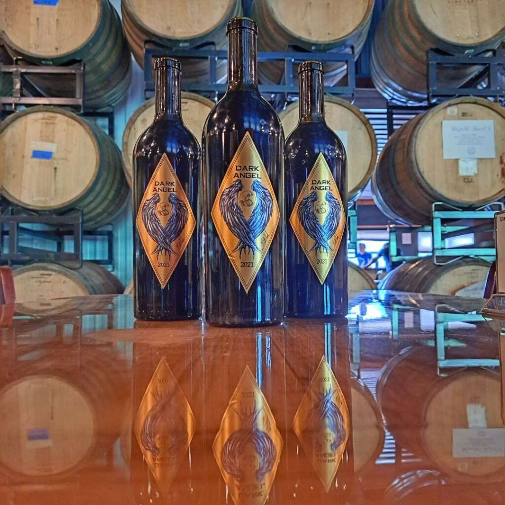 Meet Kim McCullough – CanvasRebel Magazine