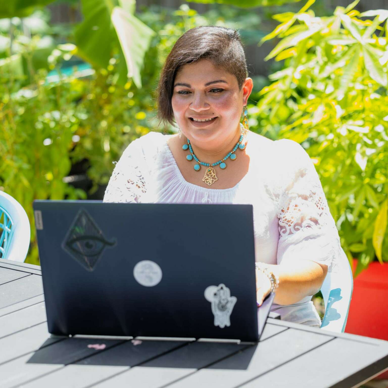 Meet Kimberly Henriquez – CanvasRebel Magazine