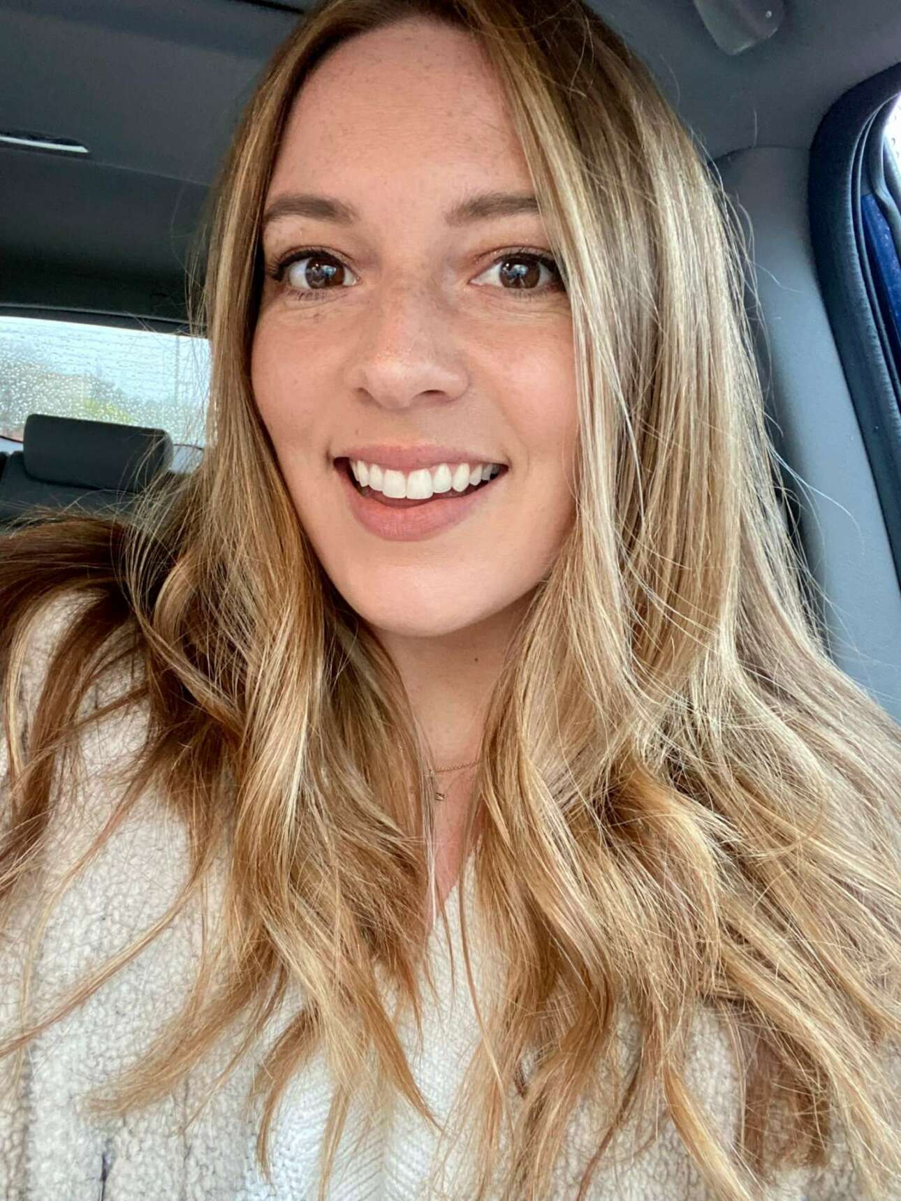 Meet Lindsey Miller. - CanvasRebel Magazine