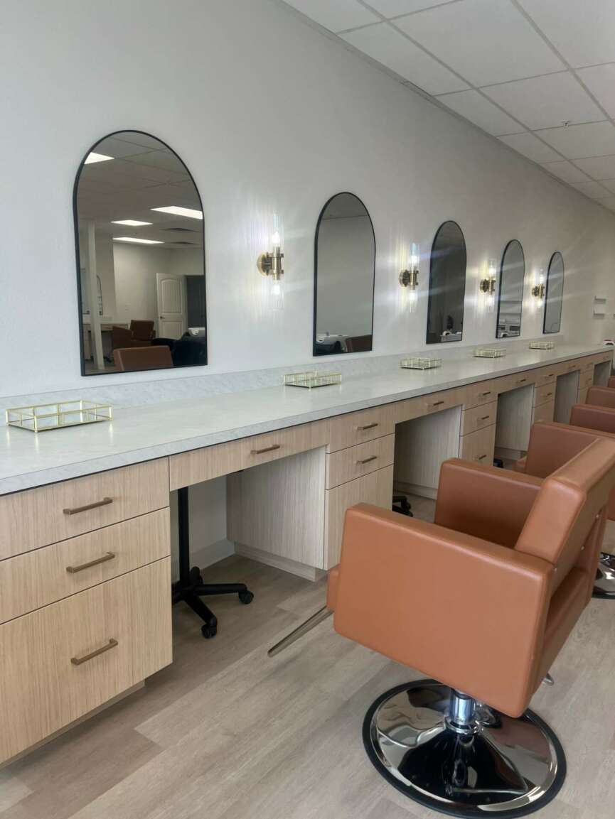 Meet Macee Jones – CanvasRebel Magazine