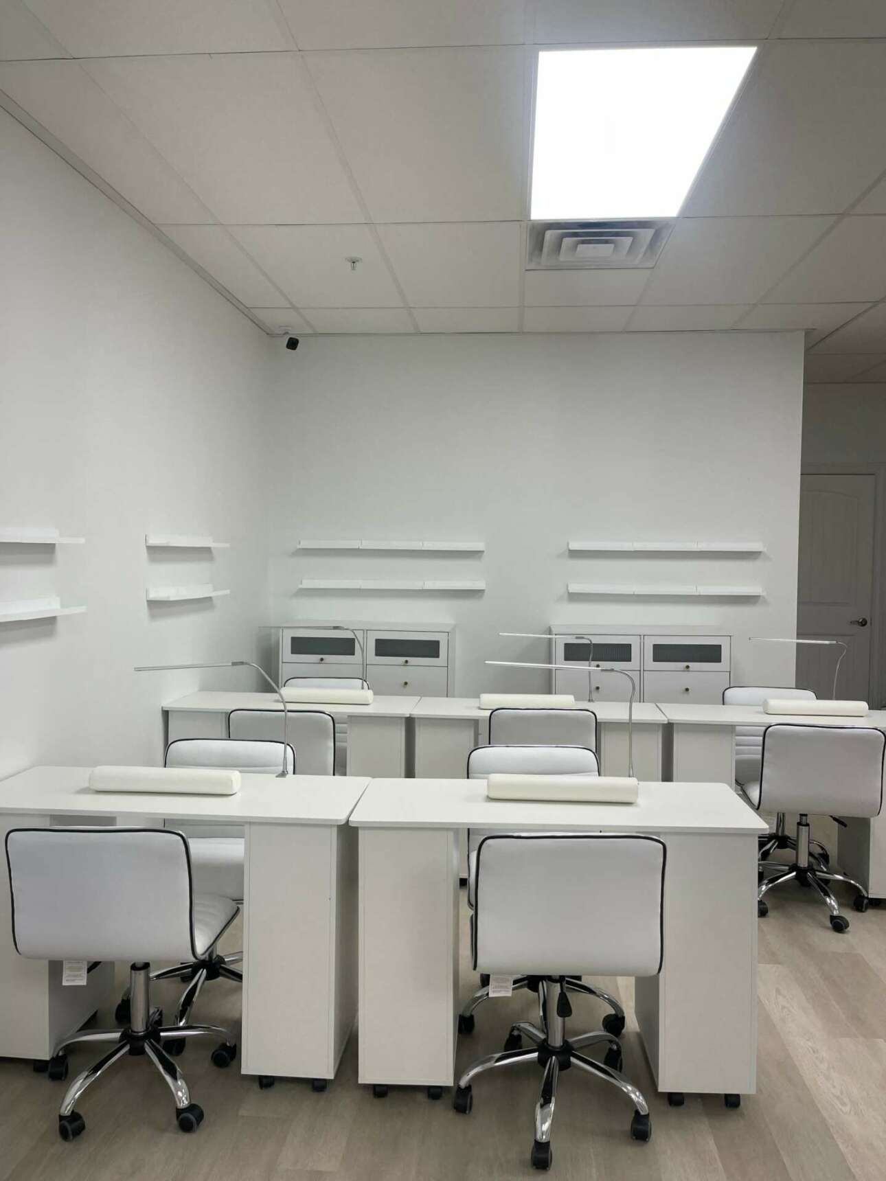 Meet Macee Jones – CanvasRebel Magazine