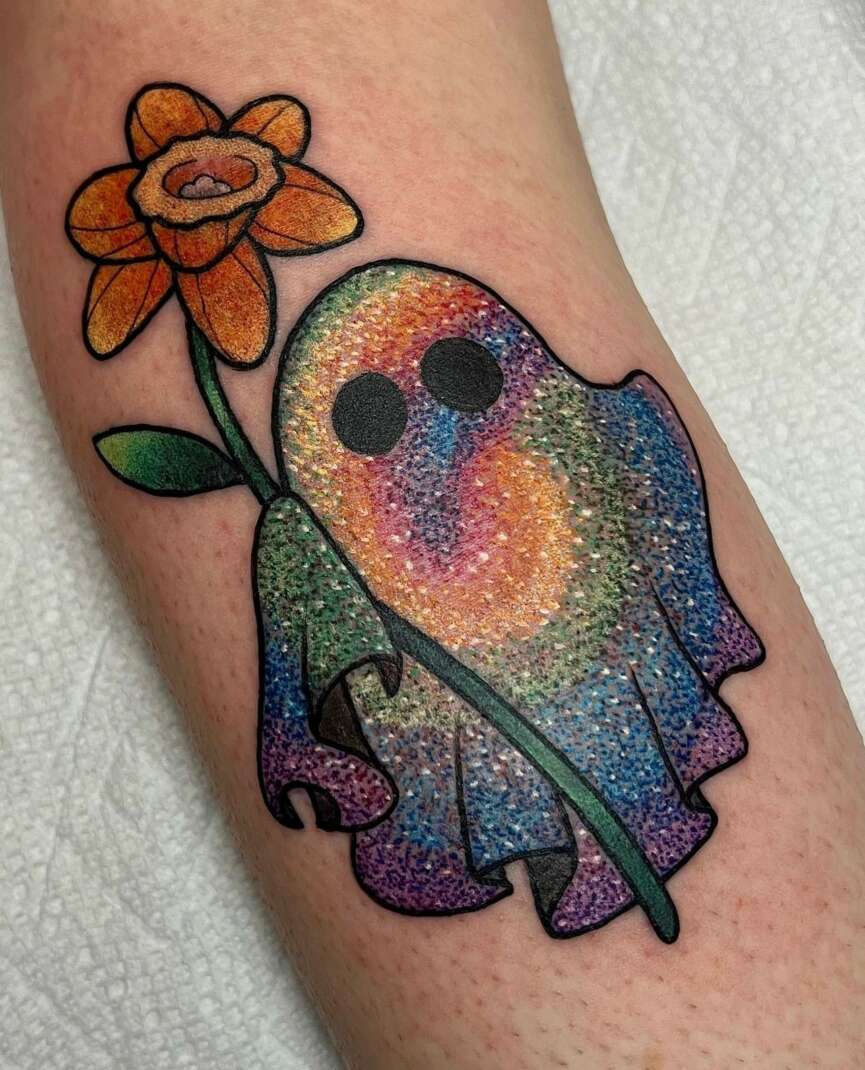 Meet Makayla Sweeney - CanvasRebel Magazine