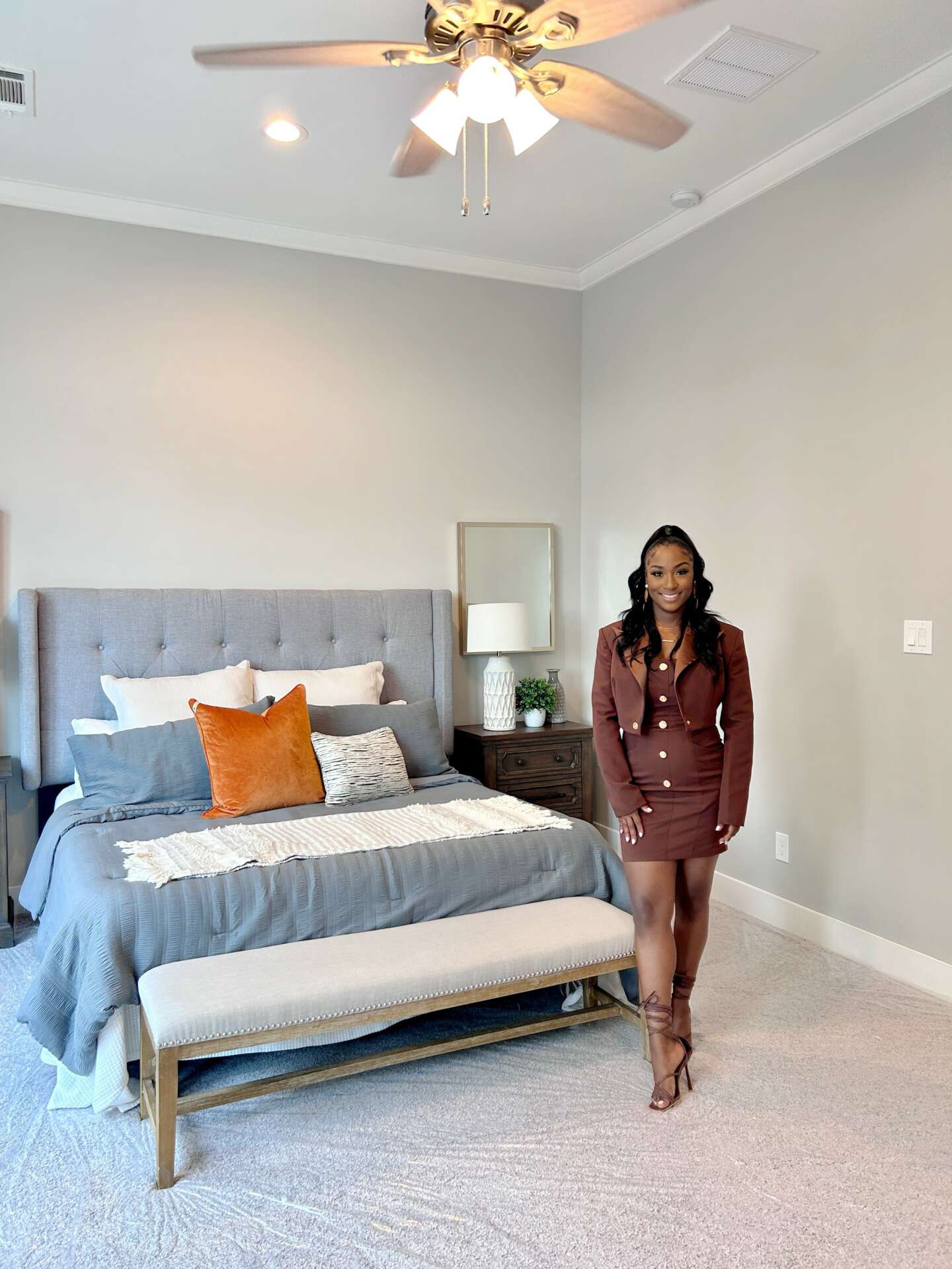 Meet Meosha Jacobs - CanvasRebel Magazine