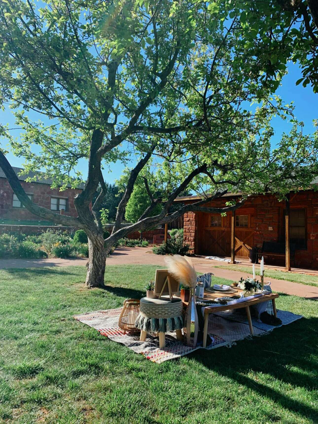 Meet Morgan & Robin Bailey – CanvasRebel Magazine