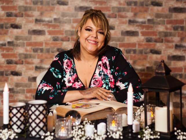 Meet Ellie Lieberman – CanvasRebel Magazine